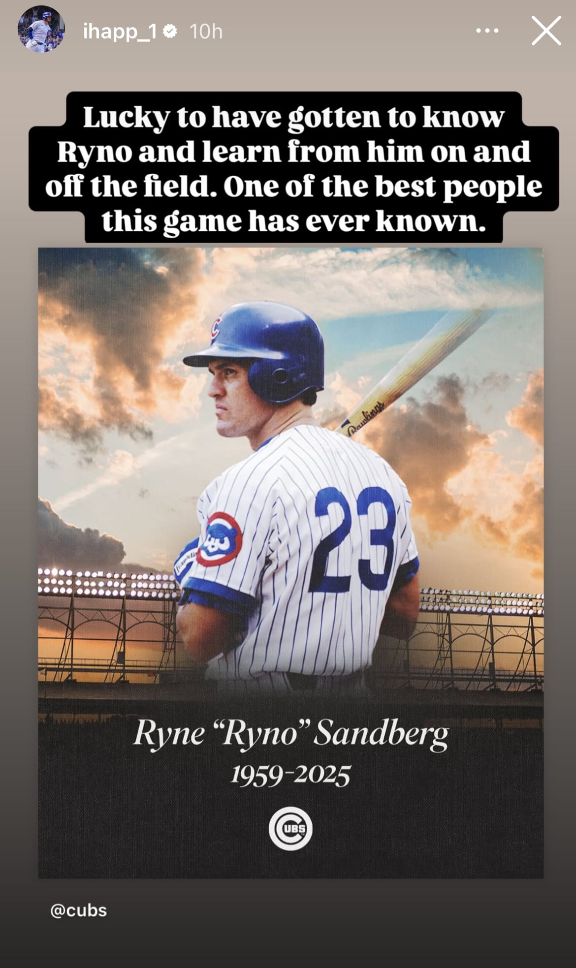 Chicago Cubs Players Pay Tribute To Late Hall Of Famer Ryne Sandberg