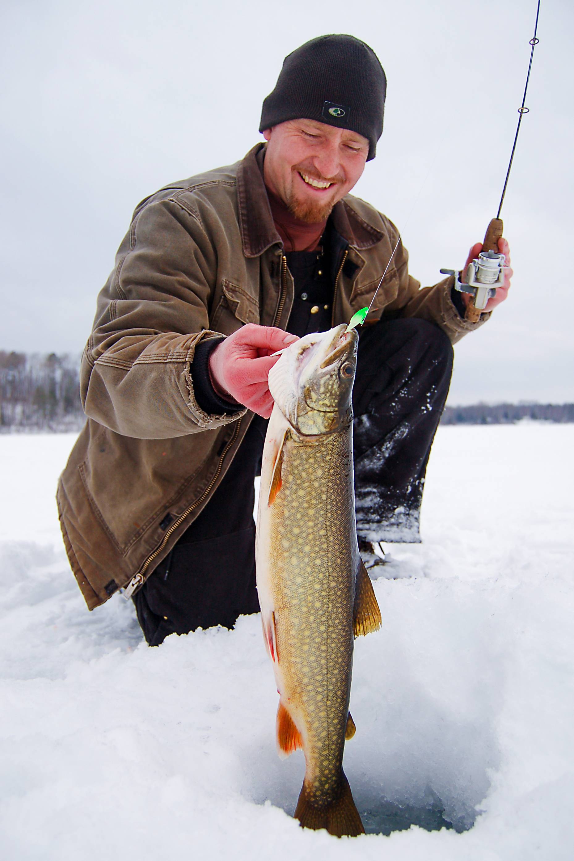 Ice Fishing for Lake Trout: Top Tips for Catching Trophy Fish in Winter