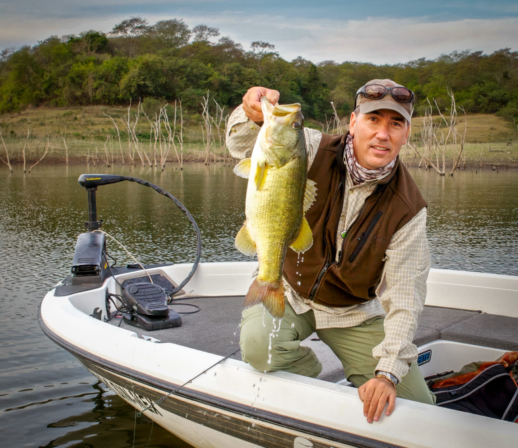 Bass Fishing Lake El Salto in Mexico: A Magical Lake With Big Fish