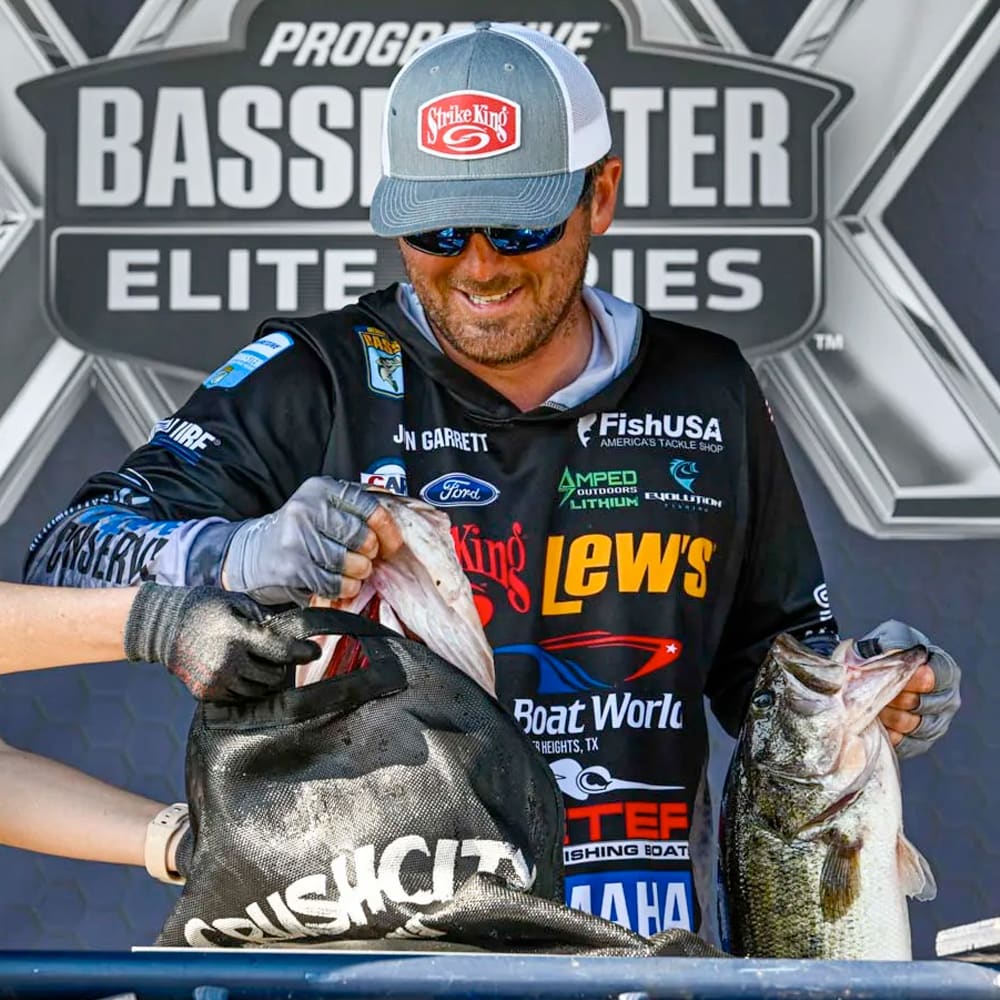 Brandon Palaniuk Dominates Bassmaster Elite at Lake Okeechobee with 95 ...
