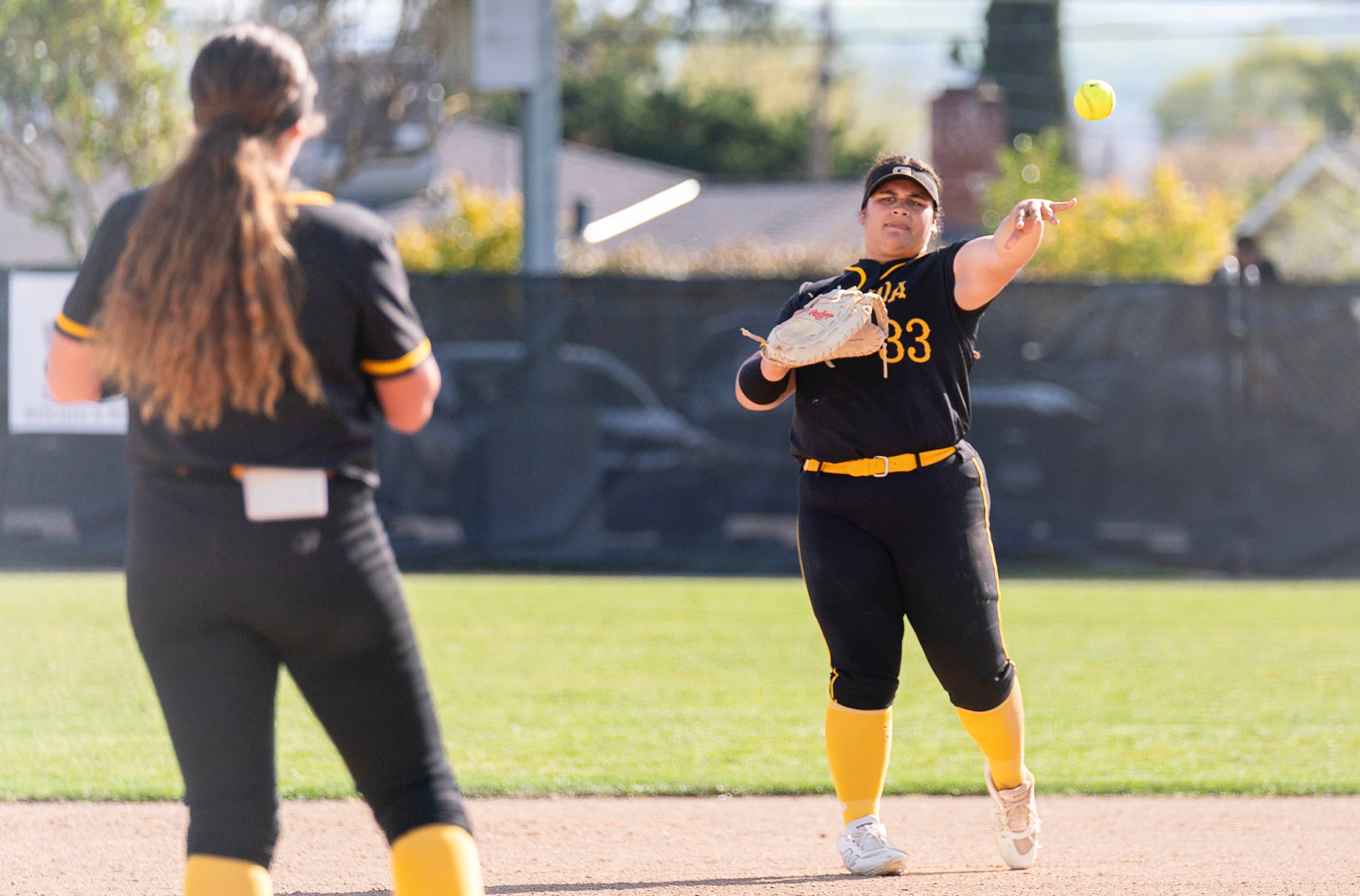 California softball slugger Delaney Aumua headed to Auburn breaks ...
