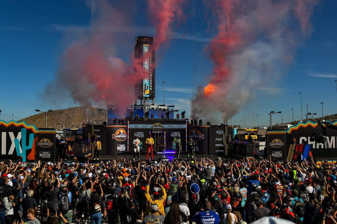 Shutter Speed: Photos From a Scenic Championship Weekend in Phoenix