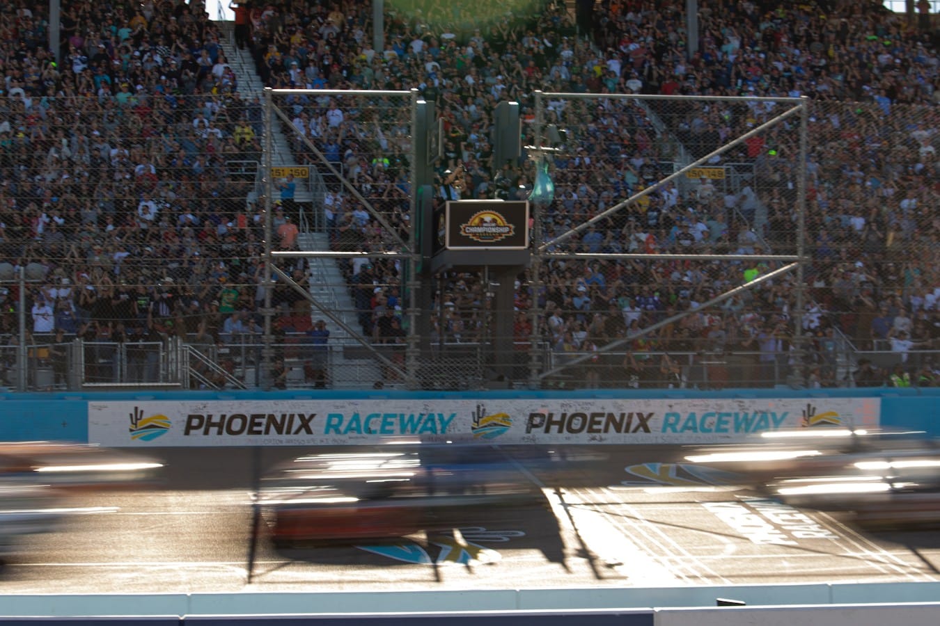 Shutter Speed: Photos From a Scenic Championship Weekend in Phoenix