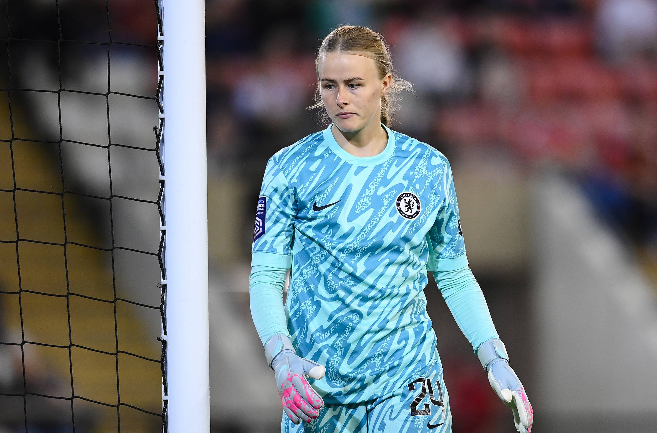 Hannah Hampton recibe el Trofeo Yashin a la mejor portera del mundo