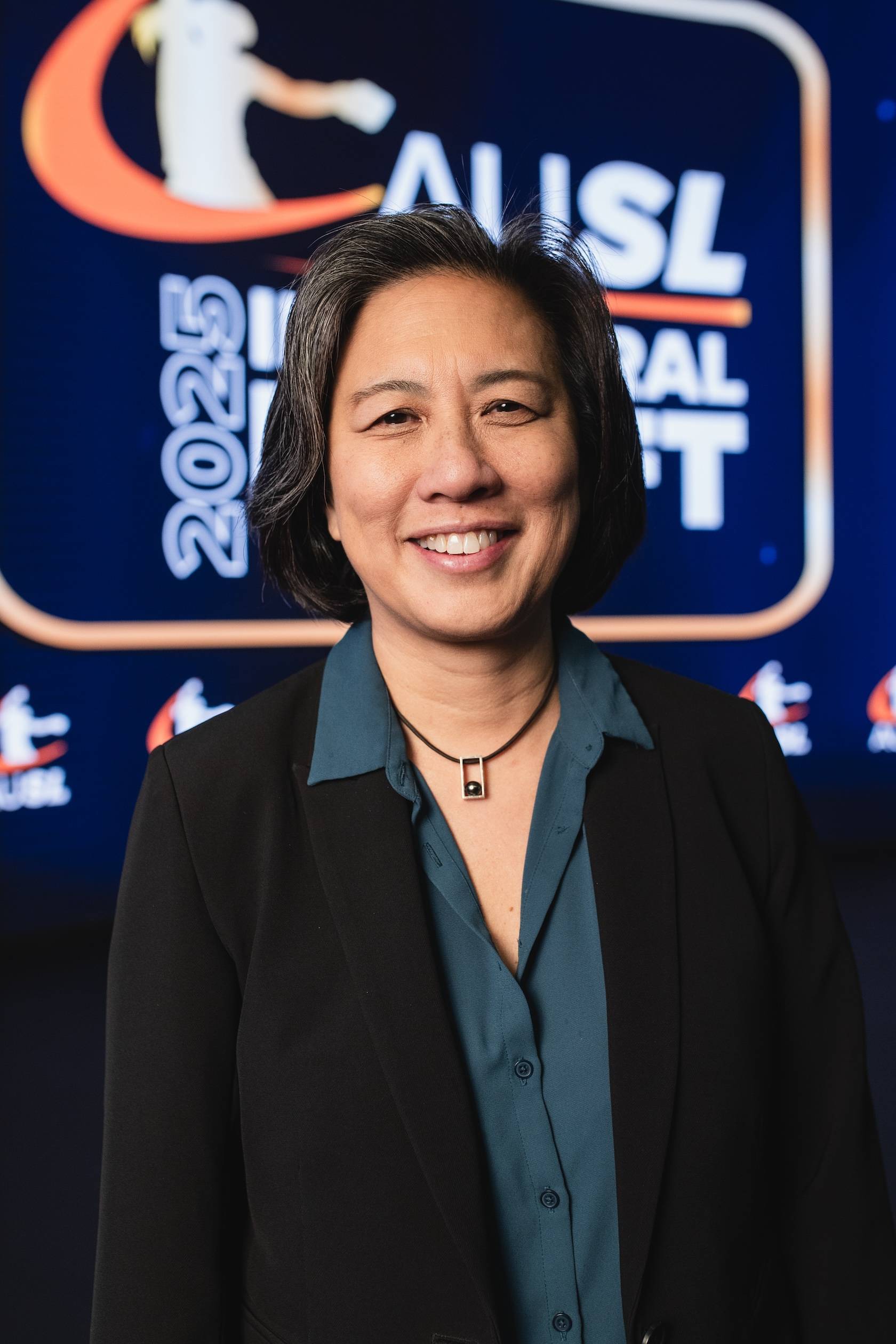 MLB and Athletes Unlimited Join Forces for Softball League Debut June 7.