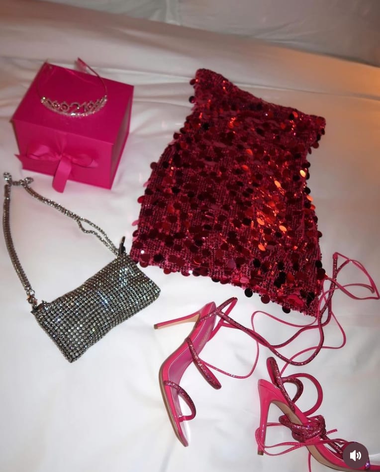 Dallas Cowboys cheerleaders Netflix star Sophy Laufer flaunts nightie ...