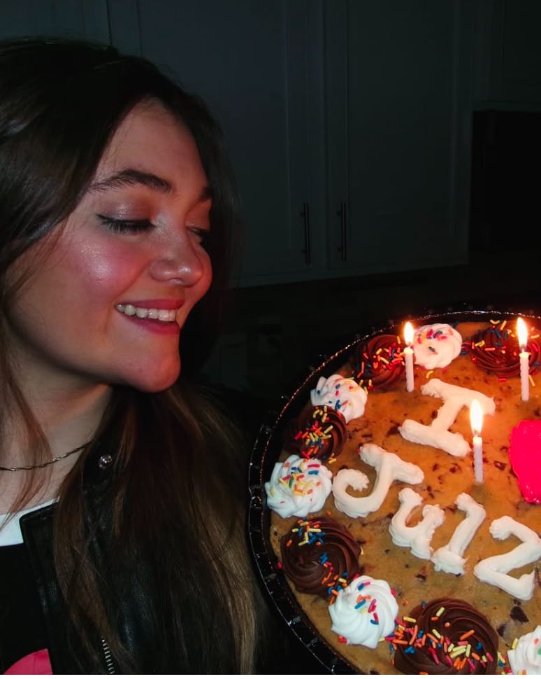 Livvy Dunne’s sister Julz’s birthday fit epically steals spotlight from ...