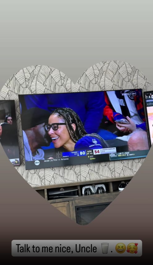 Sarah Strong's mom Allison Feaster has 4-word celebration after UConn's ...