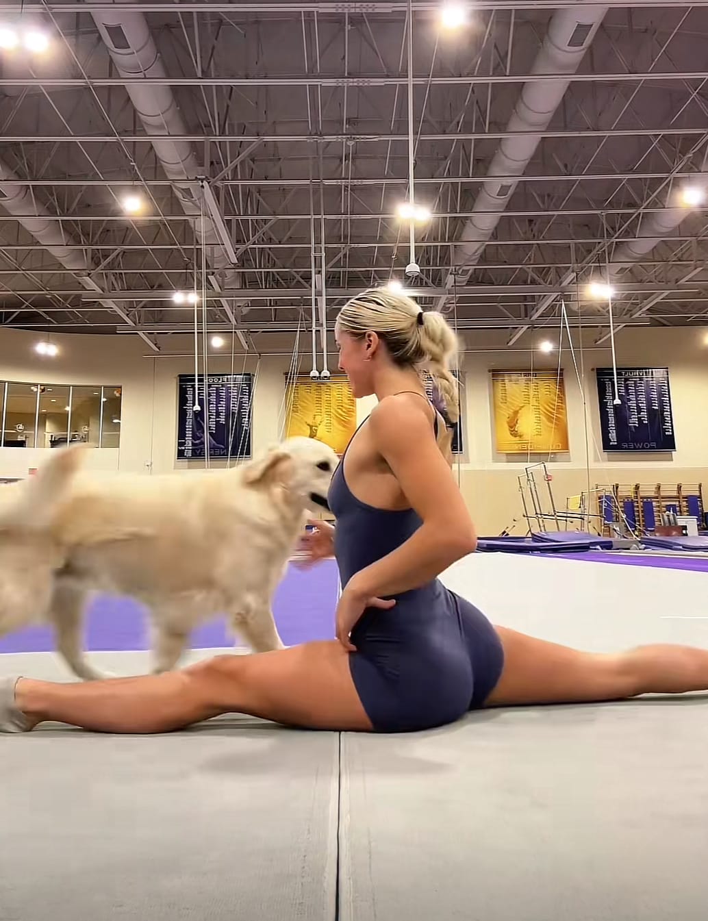 Livvy Dunne shows off insane flexibility with full-splits move in sizzling bodysuit