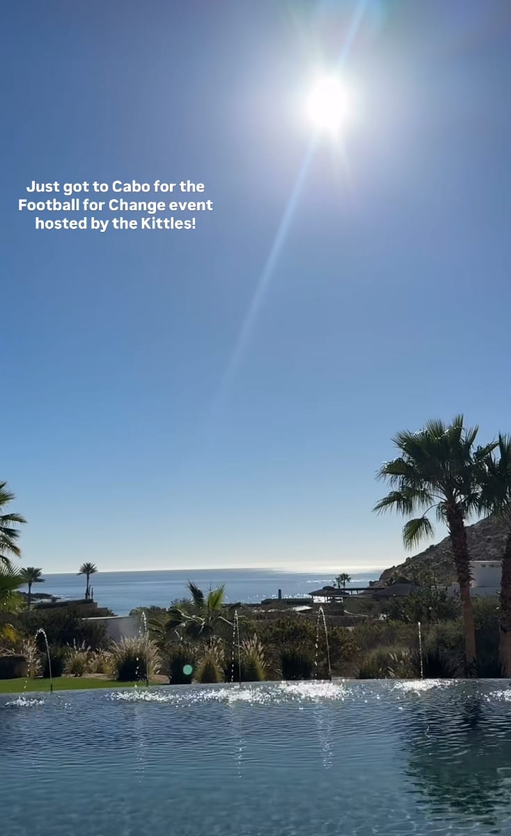 49ers WAG Kristin Juszczyk goes ‘vacation mode’ in Mexico with sizzling ...