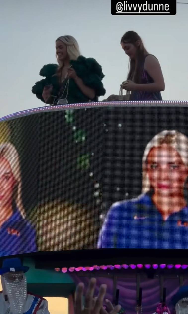 Livvy Dunne rides on unreal Mardi Gras parade float with video of ...