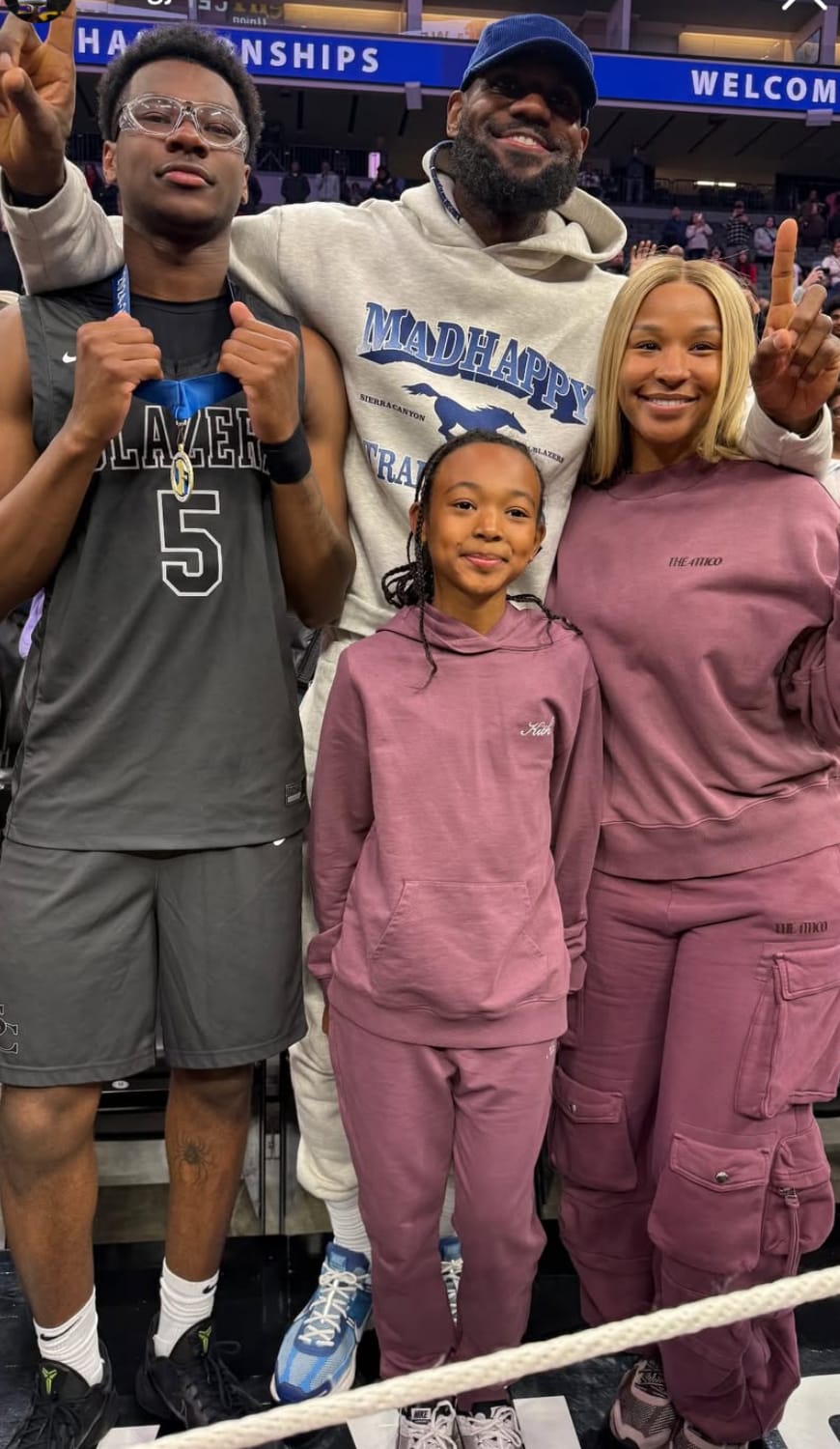LeBron debuts daughter Zhuri Nike sneakers in Lakers’ Game 4 loss to Timberwolves