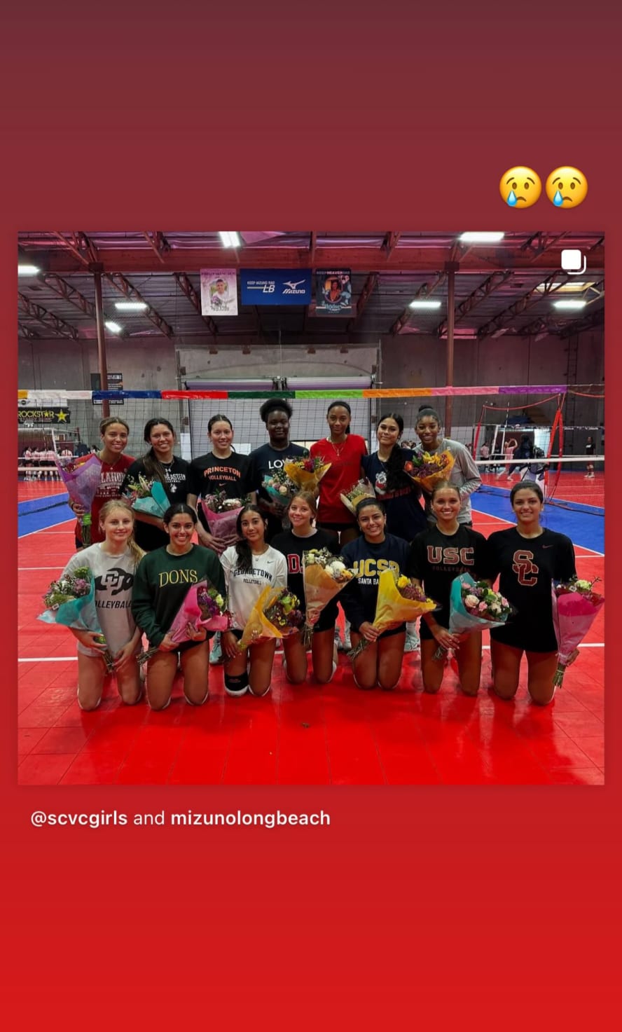 Lane Kiffin’s daughter Presley sports USC T-shirt in volleyball team photo