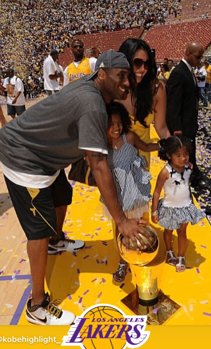 Vanessa Bryant shares heart-melting picture of Kobe with her, daughters Gigi, Natalia
