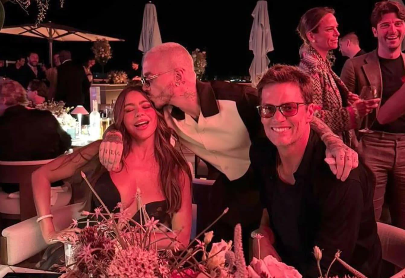 Tom Brady dating Sofia Vergara rumors on superyacht has NFL QB GOAT winning summer