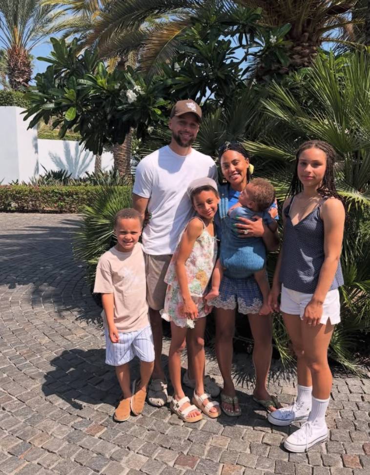 Ayesha Curry shares baby Cai photo looking exactly like dad Steph