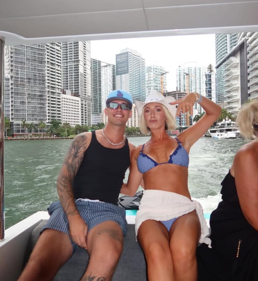 $4M Miami QB Carson Beck flexes yacht-life shirtless beside bikini-clad sister, mom
