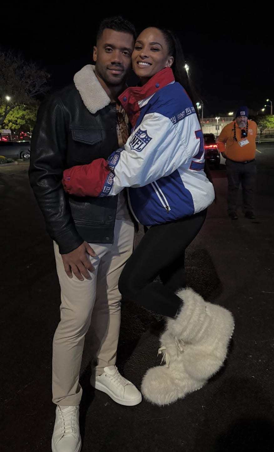 Ciara rocks Giants fit crushing on backup QB hubby Russell Wilson in ...