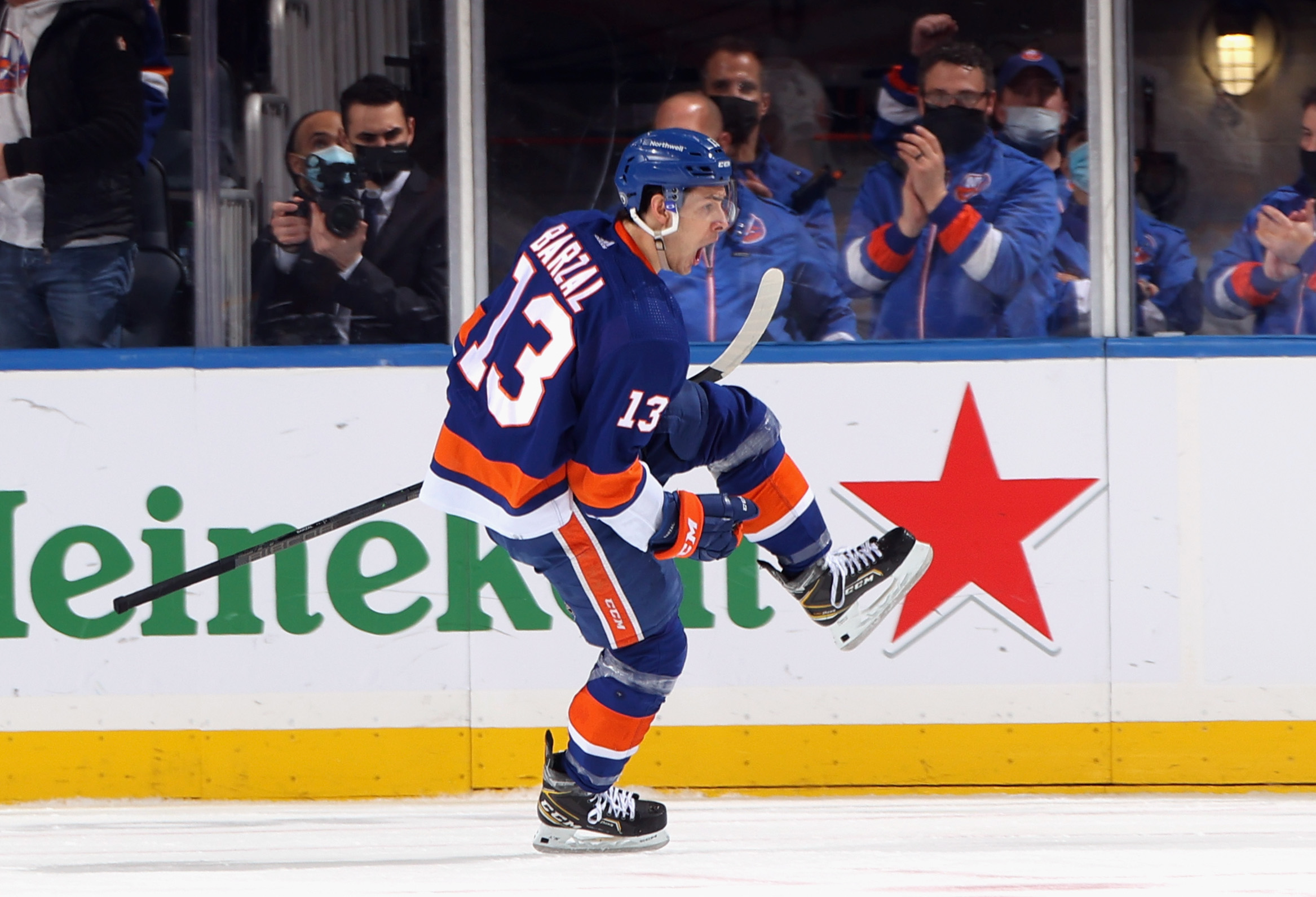 Should there be individual goal songs? Here are 5 picks for the Islanders