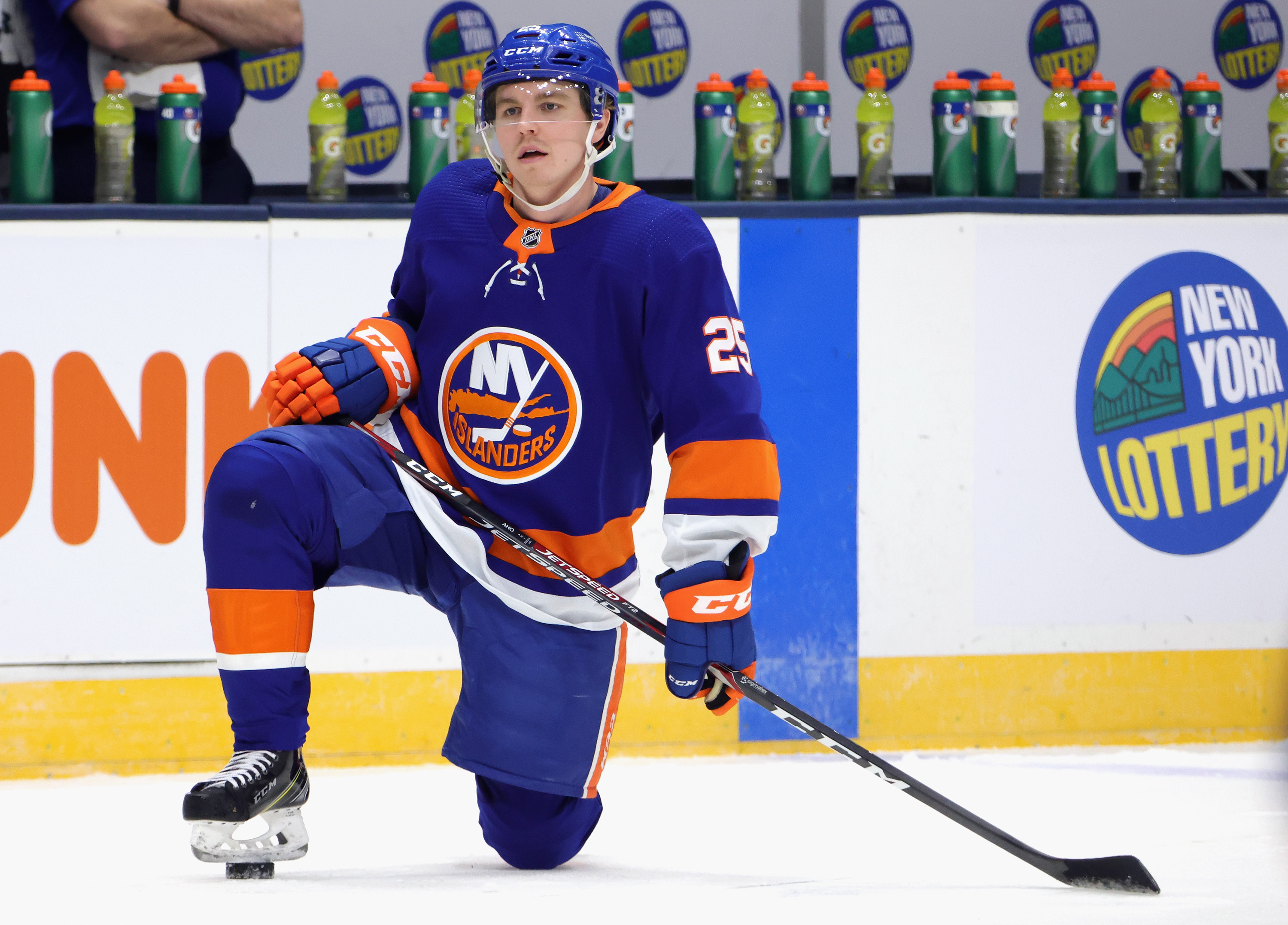 Report: NY Islanders defenseman Sebastian Aho was arrested for DUI in ...