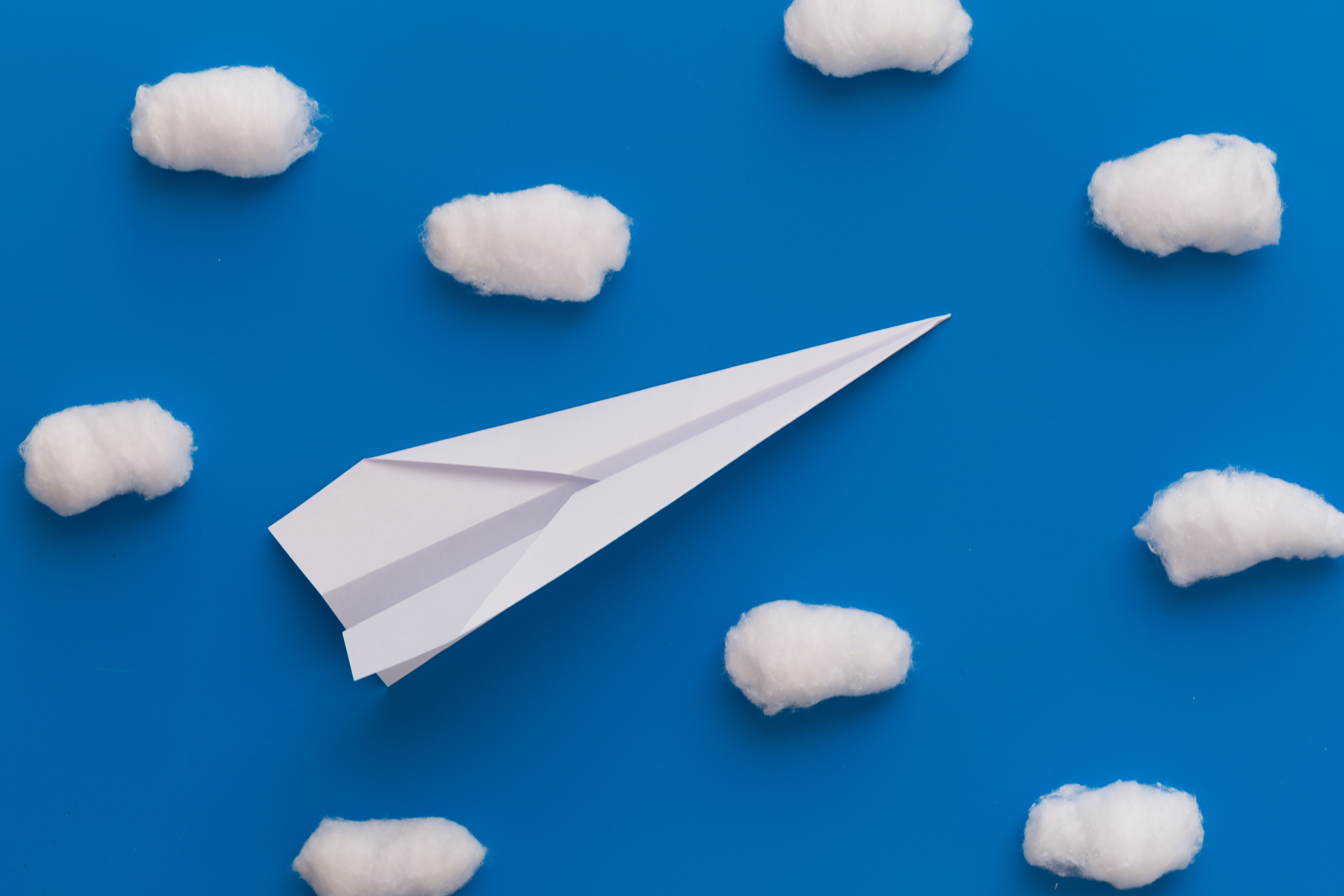 “The Paper Airplane Guy” Teaches You How to Fold a Record-Breaking ...