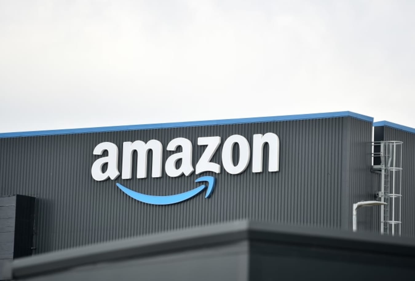 11 Hidden Messages in Company Logos | Mental Floss