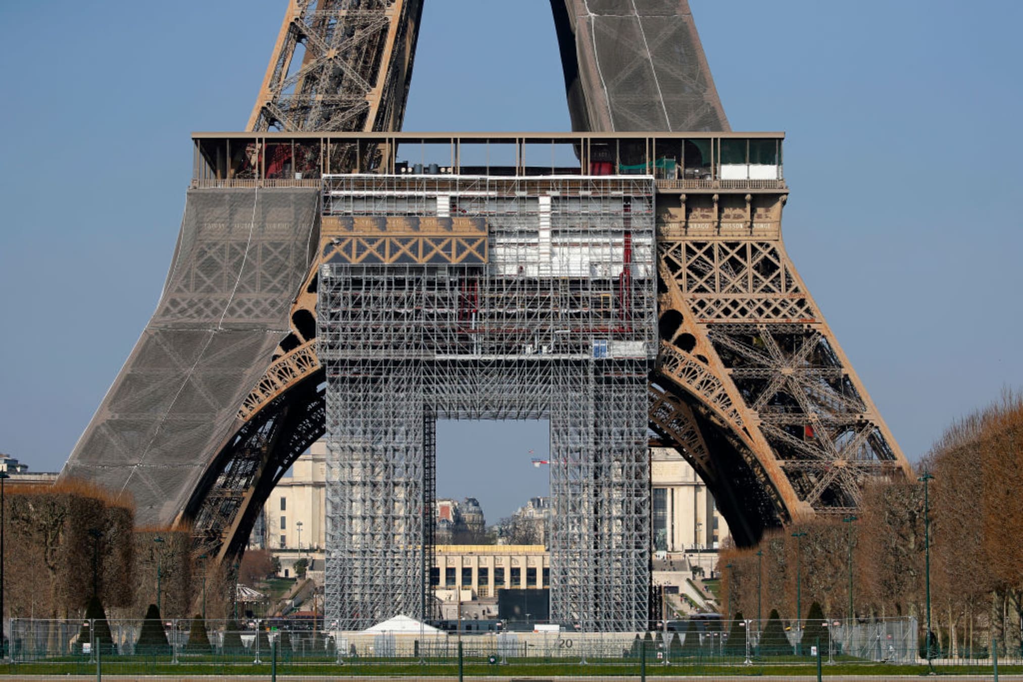 15 Monumental Facts About the Eiffel Tower