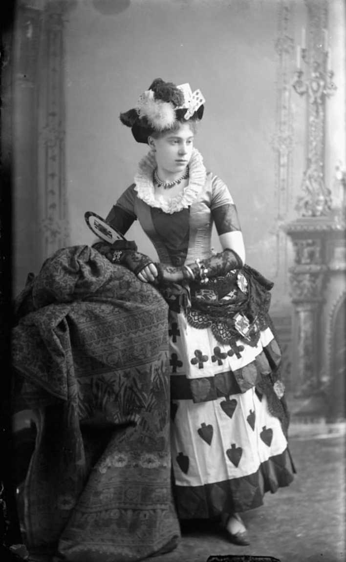 Victorian Halloween Traditions | Mental Floss