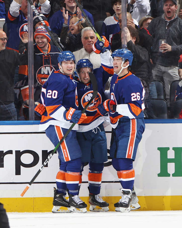 3 NY Islanders forward line combinations we could see in 2022-23